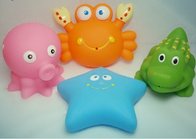 8.5cm Length Squeezing Rubber Bath Toys Phthalate Free Vinyl Crab / Octopus Shaped